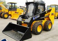 China Compact Type XCMG Big Skid Steer Loader with All Wheel Drive and Skid Steering for sale
