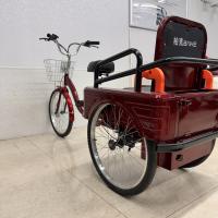 China Lightweight 6061 Aluminum Alloy Rim Pedal Tricycle with Single-Speed Drivetrain and 24*2.125 Tires for Reliable Road Grip for sale
