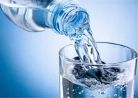 China Electric Vial Liquid Beverage Filling Machine , Pure Water Filling Machine For Plastic Bottle for sale