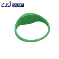 China Waterproof RFID NFC Bracelet , NFC Silicone Wristbands For Access Control for sale