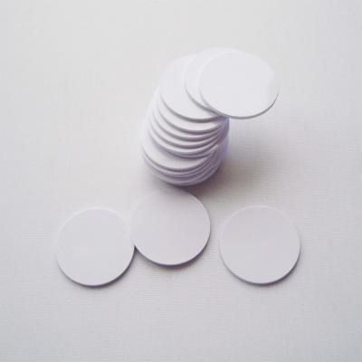 China Hard Pvc PET RFID NFC Tags On Metal Surface Coin Iso15693 Weatherproof for sale
