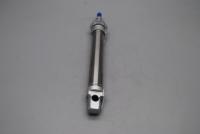 China Q80 Cutter Part Cylindrical Cutter Parts Jack Of Presser Foot + Press Roller 116808 For  Cutter Machine for sale
