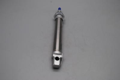 China Q80 Cutter Part Cylindrical Cutter Parts Jack Of Presser Foot + Press Roller 116808 For  Cutter Machine for sale