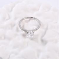 China Round Shaped Engagement Rings 2.18g Couple 925 Silver CZ Rings for sale