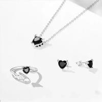 China Yujinfu 925 Sterling Silver Jewelry Set with AAA Zircon - Heart Necklace, Earrings & Ring Collection for Women for sale