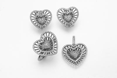 China 925 Sterling Silver Heart Pendant Jewelry Set with Cubic Zirconia - 30 Piece MOQ Customizable Plating Options for sale