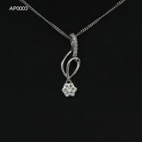 China Yujinfu 18K Gold Diamond Necklace with 6.5×15mm Pendant and 1.00 Carat Princess Cut Diamond - 18 Inch Luxury Jewelry for sale