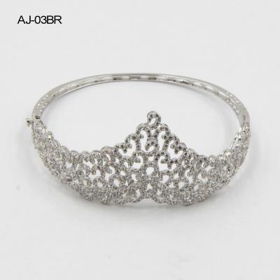 China Yujinfu 18K Gold Diamond Necklace with 18 Inch Length and 2mm Width - Princess Cut Natural Diamonds for sale