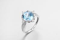 China Elegant Blue Gemstone Round Ring For Women Casual / Party Jewelry 925 Silver 2.5g for sale