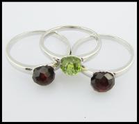 China 925 Silver Gemstone Rings 2.5g Weight Fashion Style Jewelry Type Rings for sale