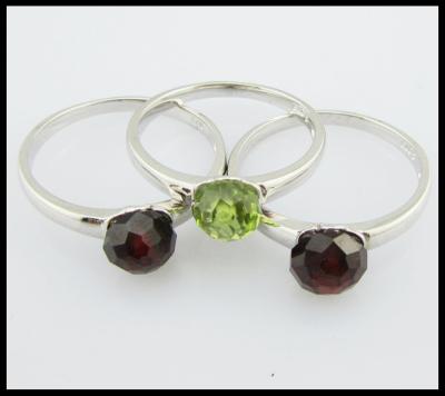 China 925 Silver Gemstone Rings 2.5g Weight Fashion Style Jewelry Type Rings for sale