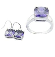 China Rhodium Plated Sterling Silver Jewelry Set with Classic Style Detailing for sale