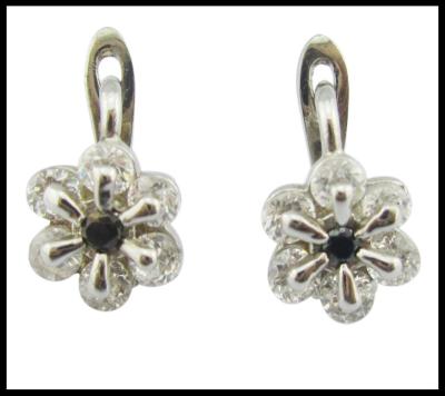 China Cz Stone Size 1.0-1.25mm Nickel-Free Cubic Zirconia 925 Silver Earrings With Design Flower Earring Sterling Silver Rose for sale