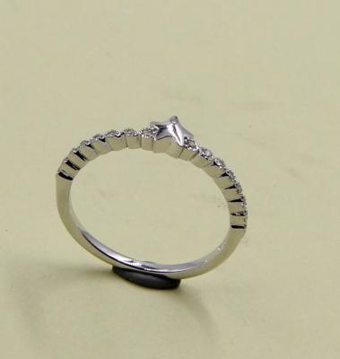 China 925 Sterling Silver CZ Prong / Pave Setting Unisex Round Stone Rings In 2-3mm Band Sterling Silver Heart Ring for sale