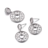 China Rhodium Silver Necklace and Earring Set 5.5g with AAA Cubic Zirconia - Round Geometric Wedding Jewelry for sale