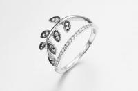 China Green Leaf 925 Silver CZ Rings 3mm Cubic Zirconia Anniversary Band for sale