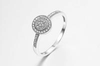 China 925 Sterling Silver CZ Cubic Zircon Wedding Ring for Women - 2.32g Shield Design with Customization Options for sale