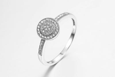 China 925 Sterling Silver CZ Cubic Zircon Wedding Ring for Women - 2.32g Shield Design with Customization Options for sale