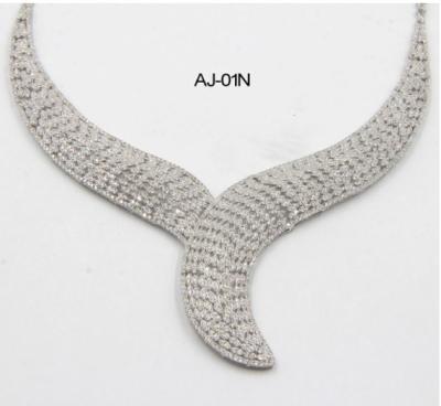 China Y 925 Sterling Silver Name Necklace 32g with 21K Gold Plating - Customizable Luxury Choker Jewelry for sale