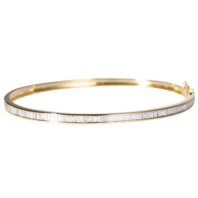 China Yujinfu 18K Gold Diamond Bangle 1.0ct VS Clarity 45×55mm Lock Bracelet BB0576 for sale