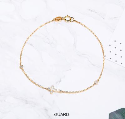 China GDTC 18K Gold Diamond Cross Bracelet 0.13ct VS Clarity F-G Color 1.5g Weight for sale