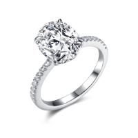 China Oval 925 Silver CZ Engagement Rings 8x10mm with 1.82g Weight and AAA Cubic Zirconia Stones for sale