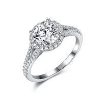China 8.0mm Round Sterling Silver Moissanite Wedding Rings with 2.50g Weight and Micro Pave Setting for sale