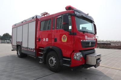 China 4900L Foam Fire Truck 15kW / T Industrial Fire Truck for sale