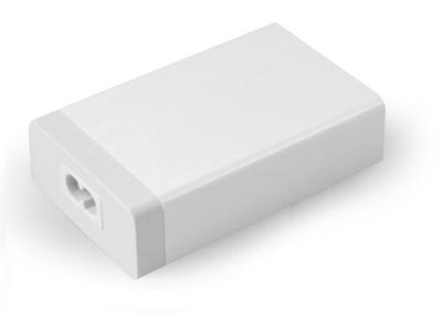 China Black / White Indoor Multi Port USB Travel Charger CE FCC Certification for sale