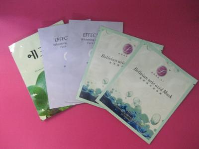 China Customized Cosmetic Packaging Bag with Tear Notch, Zip Lock For Facial Tissue for sale