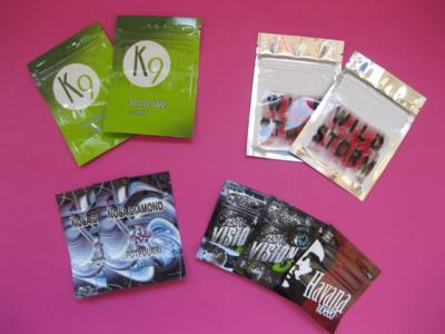 China OEM Customized Herbal Incense Packaging Bags with Zip Lock for sale