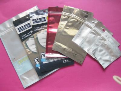 China 120 mic Three Side Sealed Snack Bag Packaging with Zip Top with Gravure Trap Printed for sale