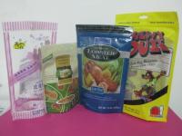 China Custom Printing Stand Up Bottom Gusset Bags for Pet Food for sale
