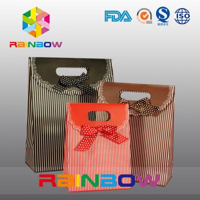 China Colorful Printed Paper Bag For Gift / Candy , Customized Paper Bag With Handle for sale