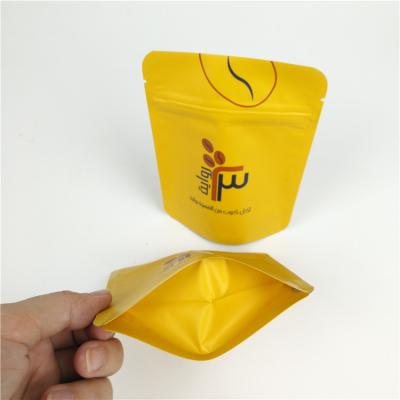 China Hemp Leaves Dried CBD Flower Mylar Smell Proof Bags MOPP VMPET for sale