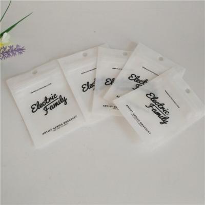 China PET NY 200mic CMYK Plastic Pouches Packaging SGS VMPET For Earring Bracelet for sale