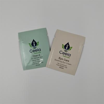 China Convenient  Cosmetic Carrying Satchel  Foil Packets Small Mylar Bags for sale