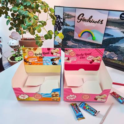 China Custom Printed Cardboard Display Box with 350g Thickness and Hot Stamping for Retail Snack Packaging for sale