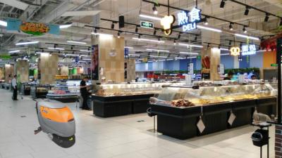 China Gray Color Battery Powered Floor Scrubber Using In Supermarket And Store for sale