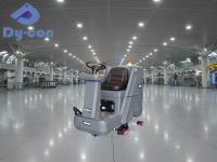 China Industry Leading Medium Sized Ride On Cleaning Machine for sale