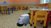 China Models FS18W/FS20W FS20F Floor Scrubber For Schools Low Noise Quick Squeegee Change 180rpm Brush Speed for sale