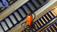 China BP42 Backpack Vacuum Powerful Escalator Track Cleaning For Malls for sale