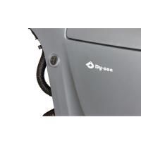 China Battery Floor Scrubber High Efficiency Quick Reaction for sale
