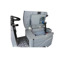 China 100 L Ride On Floor Scrbber With Two Brush for sale