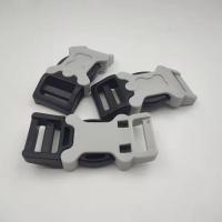 China Pet Collar Side Squeeze Plastic Clips Curved Paracord Bracelet Buckles For 1 Inch Webbing for sale