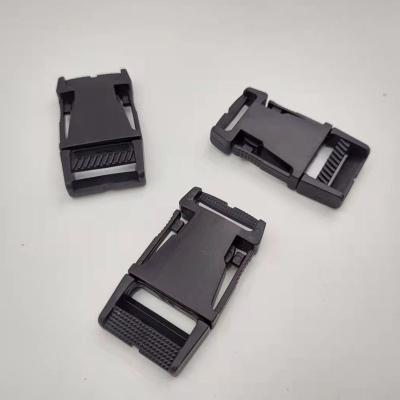 China Plain Color Contoured Side Release Buckle 5/8'' Plastic Buckles For Nylon Webbing for sale