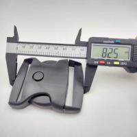 China 67.1mmX82.5mm Black Quick Side Release Buckle Customized Logo for sale