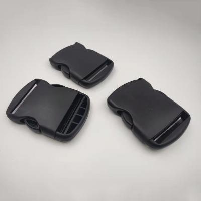 China ODM Handbag 30mm Side Release Buckle Shoe Interlock Magnetic Belt Buckle for sale