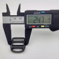 China 28.5mm*24.7mm Customized Plastic Clasp Buckle For Backpack for sale