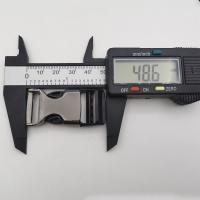 China 24.5mm*48.6mm Zinc Heavy Duty Metal Buckles For Bags for sale